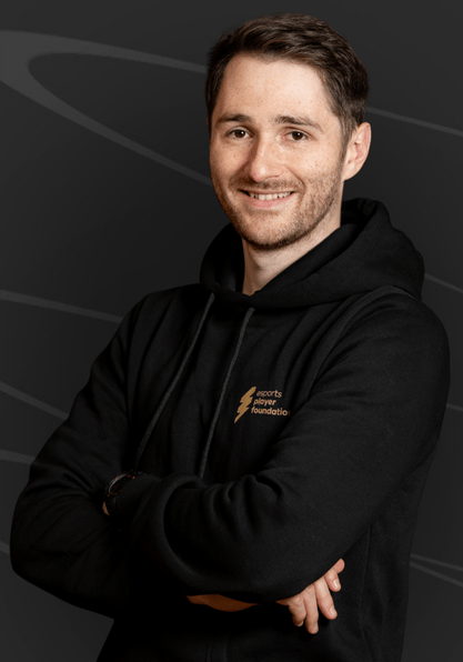 League of Legends - esports player foundation