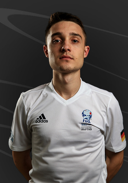 EA SPORTS FC - esports player foundation